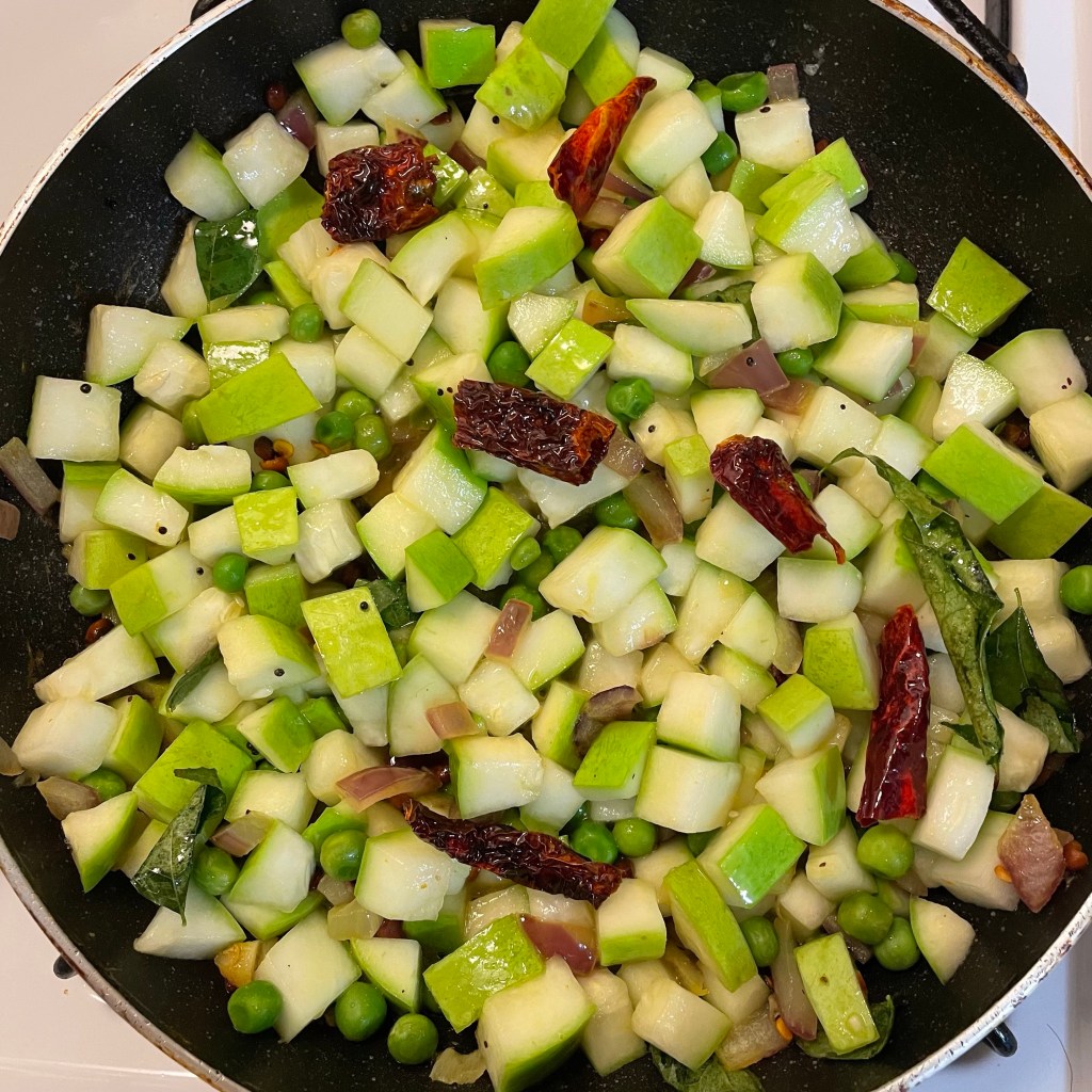 Bottle Gourd Stir Fry – Swaadista